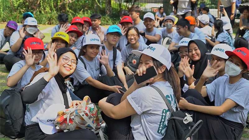 Kontak - Inisiasi & Adaptasi